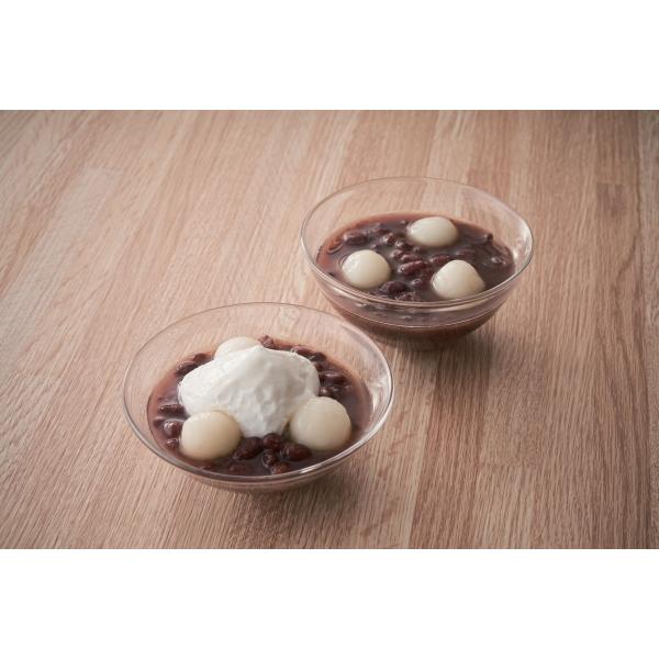 「十勝白玉冷やしぜんざい」　十勝産小豆を使用した白玉入り冷やしぜんざいと、ホイップクリームをトッピングした白玉入り冷やしぜんざいです。　G0002_25_07