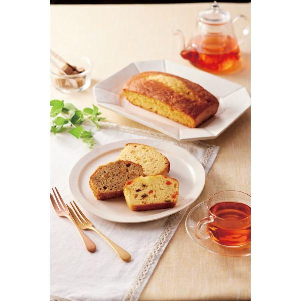 「フルーツケーキ詰合せ」　しっとりとした生地にフルーツを練り込んだフルーツケーキの詰合わせです。コーヒーや紅茶などお好きな飲み物とご一緒にどうぞ。　G0002_26_01