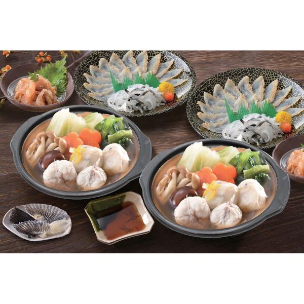 「関とら本店ふぐたたき刺身とふぐ個食鍋セット」　風味と旨みを楽しめる真ふぐのたたき刺身と、ゆずの香り漂う真ふぐ寄せ鍋をお楽しみください。　G0002_26_01