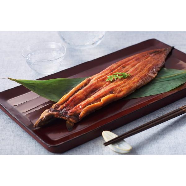 ［滋賀「近江今津　西友」うなぎ炭火焼蒲焼］　永年受け継がれてきたタレを使い、蒸さずに炭火で香ばしく焼きあげた関西風のうなぎ蒲焼。　G0100_25_05