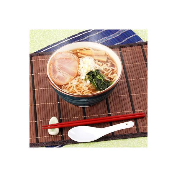 【日本三大ラーメンの1つ福島県喜多方市のご当地ラーメンをご自宅で簡単に生タイプのちぢれ麺】福島県会津若松の喜多方らーめんです。喜多方らーめんといえば、日本三大ラーメンのひとつと数えられるほど有名です。そんな喜多方のらーめんに２種類の味をご用...