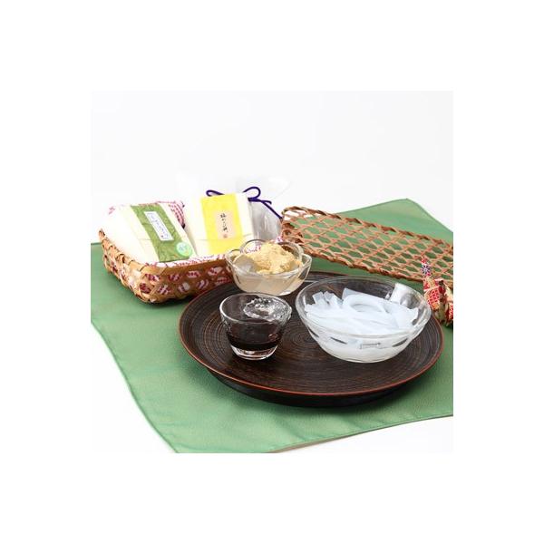 【食感、のど越しの良さがその美味しさを一層引き立てます】吉田屋の人気商品を詰め合わせしました。とろりぷりぷりの【葛餅】（黒蜜ときな粉付き）、柔らかもっちり食感の【葛わらび餅】（抹茶きな粉付き）、奈良県産富有柿を使用した柔らかもっちりとした【...