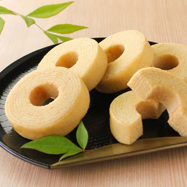 五郎島金時（ごろうじまきんとき）のしっかりとした甘みとやわらかなバウムの食感を楽しめる「五郎島金時 ミニバウムクーヘン」です。石川県金沢市近郊で採れる五郎島金時いもを使用したミニバウムを作りました。一つずつ個包装されていますので、おすそわけ...