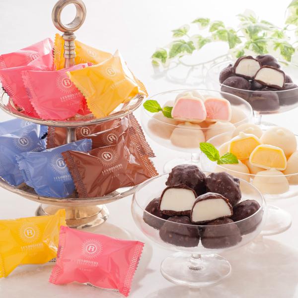 「銀座京橋 レ ロジェ エギュスキロール ショコラアイスボール」は、バニラ・クランチ・ストロベリー・マンゴーの4種類のフレーバーが楽しめる、一口サイズのアイスです。幅広い年齢層の方にお楽しみいただける、ボリューム感のあるアイスクリームのギフ...