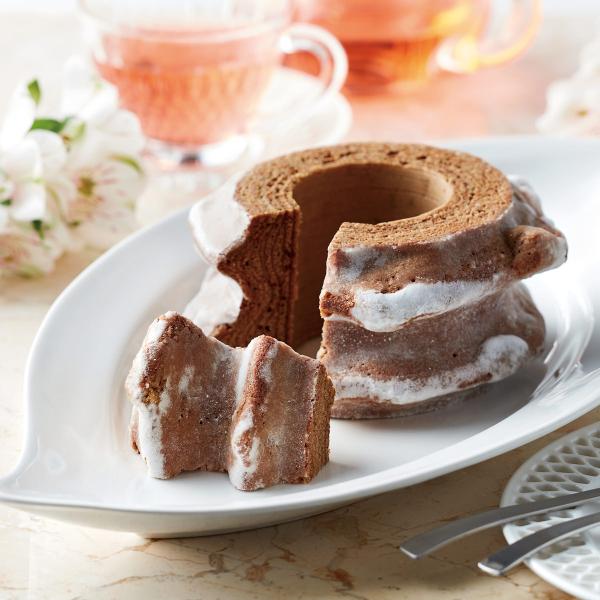 東京・銀座のイタリア料理レストラン「ラ・ベットラ・ダ・オチアイ」のオーナーシェフで、日本イタリア料理協会名誉会長の落合務氏が監修を手がける「ラ・ベットラ・ダ・オチアイ コーヒーバウムクーヘン」です。落合シェフ監修のコーヒーバウムクーヘンは、...