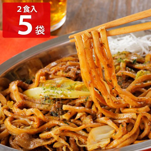 「神保町やきそば みかさ ソース焼きそば」は、東京都千代田区神保町に店を構える焼きそば専門店が提供する本格ソース焼きそばです。濃厚なソースとモチモチ食感の太麺が特徴的。隠し味にカレー粉と3種の魚粉を使用したスパイシーなソースが、旨味とコクを...
