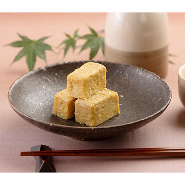 九州 熊本名物の発酵食品、ヤマウチの「秘伝 豆酩」 豆腐のもろみ漬け3個セットです。自家製堅豆腐を秘伝のもろみに漬け込み、約6か月かけてじっくり低温熟成させた豆酪(とうべい)は、クリーミーな舌触りに仕上がった珍味、まるでウニを思わせるような...