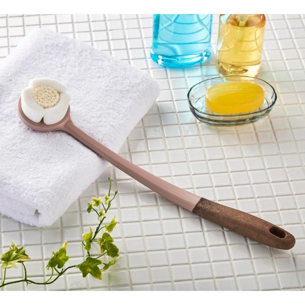 日本クリンテックの「ボディケアブラシ」です。おもてなしセレクション2021を受賞しました。2種類のブラシ繊維を贅沢に使ったハイブリッド仕様のブラシで、石鹸やボディソープを効率よく泡立たせ、できた泡を長持ちさせます。清潔のカギとなるのがブラシ...