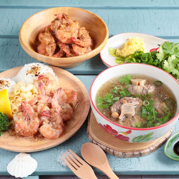 「バーベキューセット 海老とスープ詰合せ」です。ハワイで人気のシュリンプ2種（ガーリックシュリンプ・ケイジャンガーリックシュリンプ）、オックステールスープのお得な3種類セットです。【ガーリックシュリンプ】殻付きシュリンプをガーリックや香味野...