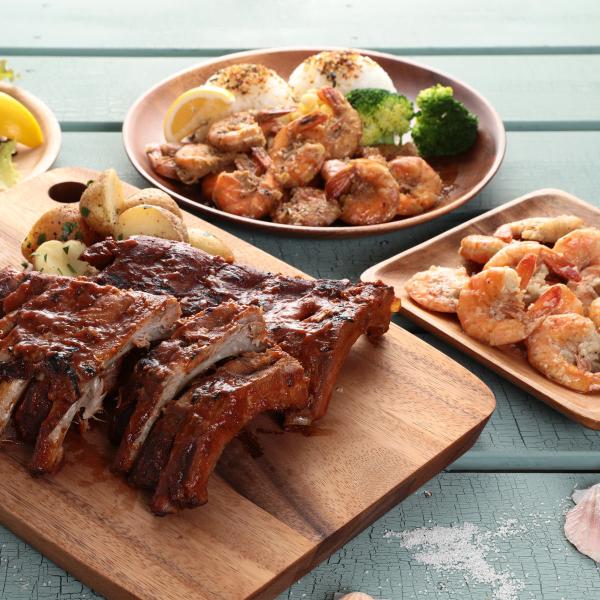 「バーベキューセット アメリカン3種詰合せ」です。アメリカの代表料理であるバーベキューリブと、ハワイで人気のシュリンプ2種（ガーリックシュリンプ・ケイジャンガーリックシュリンプ）のお得な3種類セットです。【バーベキューリブ】脂身が少なく肉付...