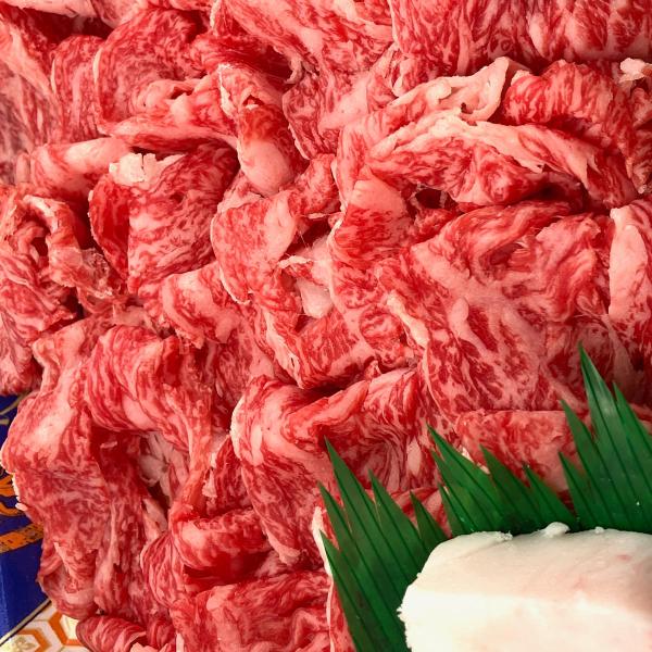 「国産(和牛・豚)バラしゃぶ切り落としセット」は、国産黒毛和牛と国産豚肉のしゃぶしゃぶセットです。国産黒毛和牛の4等級以上のバラ肉と国産豚バラ肉の両方を楽しめます。ご自宅でちょっと贅沢なしゃぶしゃぶをご賞味ください。※トレイ包装です。　