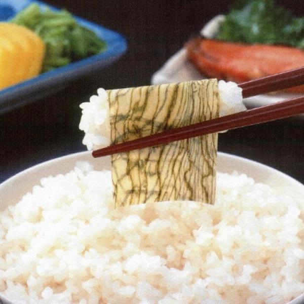 「国産 味付昆布 ご飯のお供」は、昆布のうまみにピリッとしたかくし味が効いた、ご飯がすすむ美味しさの味付昆布です。国産昆布を100％使用し、独自の特殊製法によりオリジナルシートに仕上げています。昆布の風味と栄養を生かしながら、ほどよい辛さの...