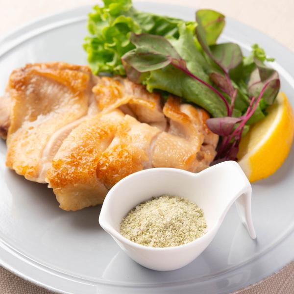 「青森 CONSE ハーブソルト」は、ハーブ専門農家が自然栽培で育てたハーブを使用したハーブソルトのセットです。薫り高いハーブと、純度の高いイタリアシチリア産岩塩で食卓に彩を。＜forMEAT＞ローズマリーをベースにタイム・セージで香り付け...