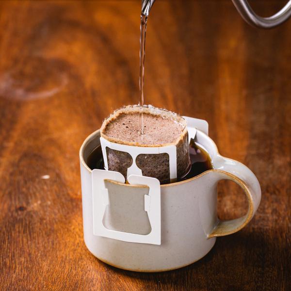 スペシャルティコーヒーを贅沢に使用した「BUNDY BEANS ドリップバッグ お試しセット」です。ジャパンコーヒーロースティングチャンピオンシップ（JCRC2017）準優勝の焙煎士が心を込めて焙煎しています。＜ORIGINAL BLEND...