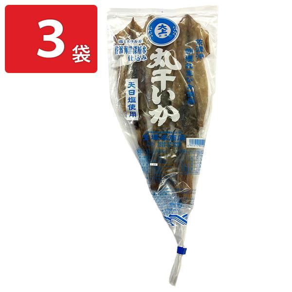 新鮮な身厚のイカを独自の伝統的な方法で味付けした「佐渡 生いか使用 丸干しいか」です。鮮度の良いイカに、ミネラルが豊富に含まれる天日塩をまぶして馴染ませ、佐渡海洋深層水高ミネラル水に漬け込んで、網に一本一本丁寧に並べて干し、2日間かけて乾燥...