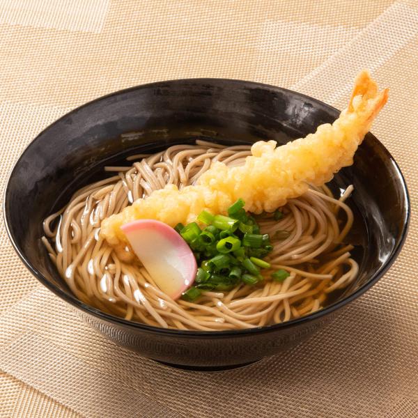 「めん工房 辻麺 一尾天ぷらそば」は、カラッと揚げた大きな海老をおそばにセットした贅沢な一品です。年越しそばにもおすすめです。めん、濃縮スープ、具材（えび天ぷら、ねぎ、かまぼこ）が一式そろった便利なセットです。冷凍でお届けしますので、鍋で調...
