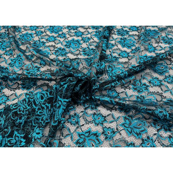 2ｍカットクロス幅なりにカットした2ｍ生地。店舗での1ｍ小売価格は1,980円（10％税込）の商品です！2mカットではさらにお安くご提供いたします。商品名　メロンレース品番　　104953色番　　ミント生地幅　105cm長さ　　2ｍ成分　　...