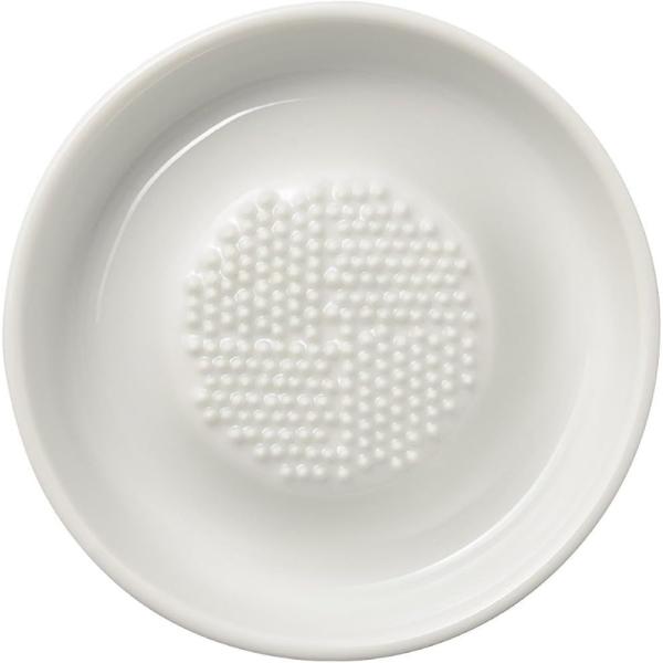 【商品概要】【円錐形の刃形状・特殊配列の刃】ザクザクスピーディーにおろせる。しょうがの繊維もラクラクおろせる。おろし部分と皿が一体なのでそのまま食卓へ【すべり止め付き】裏面にシリコーン製のすべり止め付きだから、片手で楽におろせるサイズ:本体...