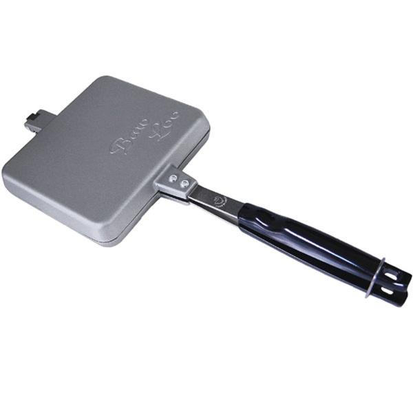 【商品概要】メーカー型番: BW01サイズ:14.2×35×3cm本体重量:450g直火式※IHは使用不可生産国:日本素材・材質:アルミダイキャスト、フェノール樹脂、フッ素樹脂焼き上がり寸法:135×120mm【商品説明】【商品詳細】ブラン...
