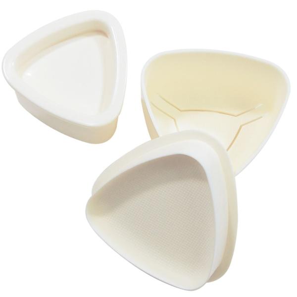 【商品概要】梱包サイズ:5.3cm×16.5cm×8.0cm原産国:日本材質:ポリプロピレン商品重量(約):61gブラント名: トルネ【商品説明】【商品詳細】ブランド：トルネ商品種別：ホーム＆キッチン商品名：トルネ 三角おむすび型 エンボス...