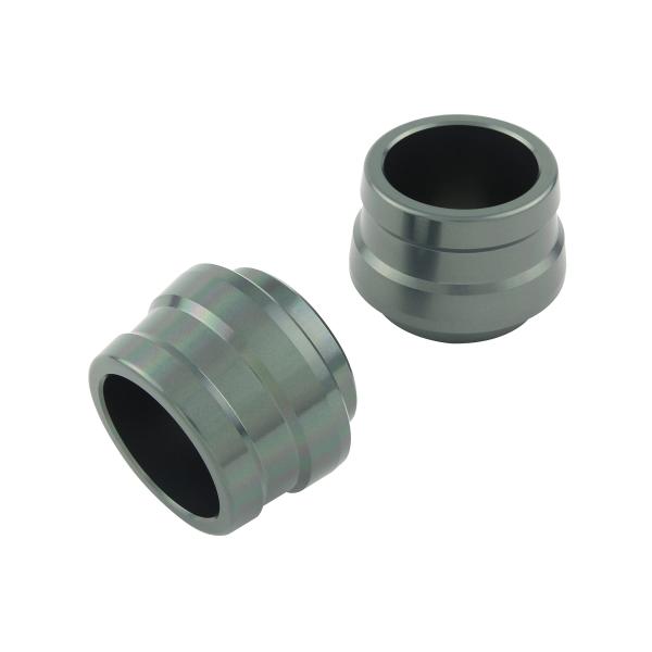 【商品概要】●適合:APE50/100/XR50/100/NSF100 等 【アクスルシャフト M12用】●特徴:転倒時のアクスルシャフトへのダメージを軽減。アルミ削り出し、アルマイト仕上げでドレスアップにも最適。【商品説明】【商品詳細】ブ...