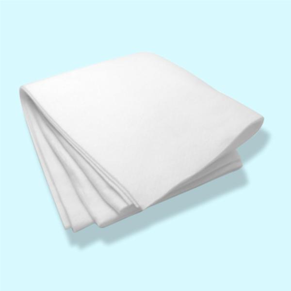 【商品概要】対応 ： パネルシアター材質 ： 不織布（PET 30%　レーヨン70%）重量 ： 120g/m2カラー ： ホワイトサイズ ： 1000×1200mm【商品説明】Pペーパーの舞台 パネルシアターで活躍します。【商品詳細】ブラン...