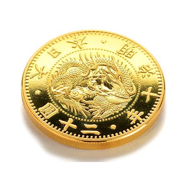 【商品概要】本体直径35mm 厚さ3.2mm 量目約27g明治10年銘の旧20円金貨の模様を精緻に再現しましたメッキがいたまないよう付属のプラスチックケースまたは市販のコインケースに保管してください【ご注意】こちらの商品は化粧箱は付属しませ...