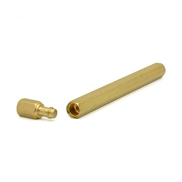 【商品概要】【内寸径】・3mmφ【サイズ】 ・約85×8mm・重さ：約13g【仕様】・真鍮製【商品説明】真鍮素材むき出しで、素材のぬくもりが感じられるほか、使い込むほどに色も変化し、味わいが増します。真鍮の素材を削り出して作っておりますので...