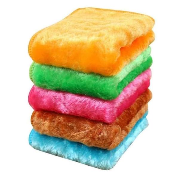 【商品概要】【商品内容】お得な5色5枚セット---レッド/スカイブルー/イエロー/グリーン/コーヒー色　※原材料高騰につき、フックのプレゼントは終了しました。ご了承ください。【布巾サイズ】18×23cm，厚さ3mm，本体重量:30g(1枚)...