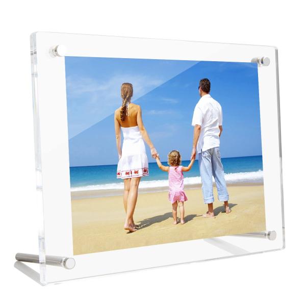 【商品概要】1．【机立て】：102x152mm ポストカードサイズの写真、またはポストカード、雑誌、絵画、賞を展示する事が出来ます。2．【机置き方】：縦置きか横置き、フレームを支えてる支柱の位置を変えると置き方が変えられます。3．【組立簡単...