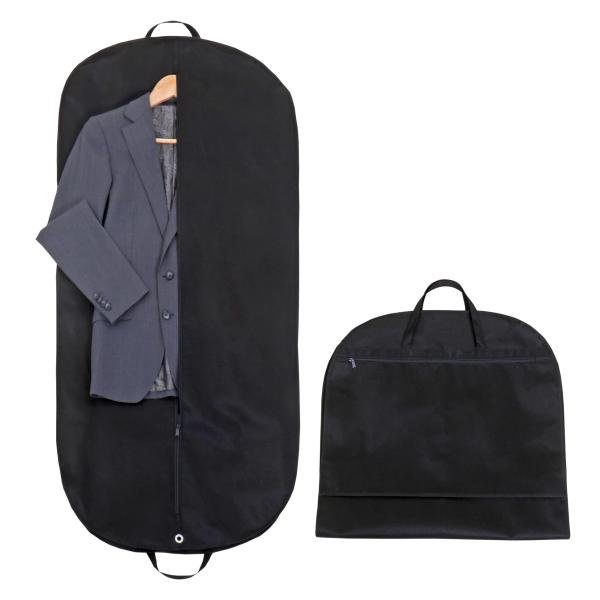 【商品概要】サイズ:幅60×長さ120×マチ10cm通気性に優れた不織布製:大切な衣類をホコリなどの汚れからガード。下部も縫製されているので、全方位からのホコリの侵入を防ぎます。取り出しやすいセンターファスナー式:大きく開くファスナーで出し...