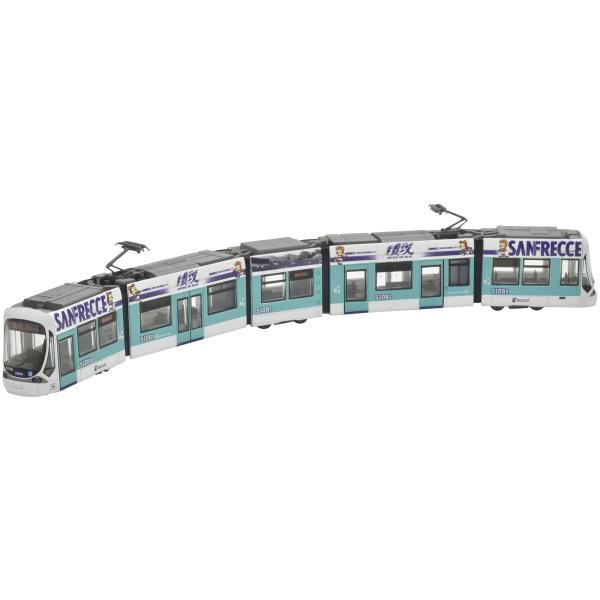 【商品概要】全長30mの広島電鉄5100形グリーンムーバーマックス!鉄コレシリーズ初の5連接車を製品化!5108号は、地元のJリーグクラブであるサンフレッチェ広島の応援電車として2012年より運行を開始しています外観にはクラブマスコットキャ...