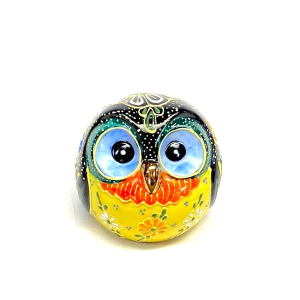 【商品概要】九谷焼のフクロウです。『デコ盛』絵付けで石川県能美市根上町でしか製作できないチューブで盛上げていく特殊な技法です。製品サイズ：高さ6.5×幅6.5×奥行き6.5cm　40g前後【商品説明】九谷焼のフクロウです。 『デコ盛』絵付け...
