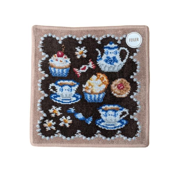 【商品概要】【商品説明】使えば使うほど肌になじみ、丈夫で長持ちするFEILERのシュニールタオル。 厚みのあるソフトな質感と比類ない吸水性、深く美しい発色、繰り返しの洗濯にも毛羽抜けしない丈夫なシュニール織は素材へのこだわりとFEILER独...