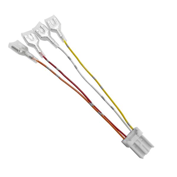 【商品概要】【4種類の電源 】常時電源、ACC、リバース(バックランプ)、イルミの電源取り。（通常デッキを外すか、ヒューズから電源をとります）がこれひとつで取り出せます。【適合車種】・N-ONE エヌワン JG 1/2 ・N-WGN エヌワ...