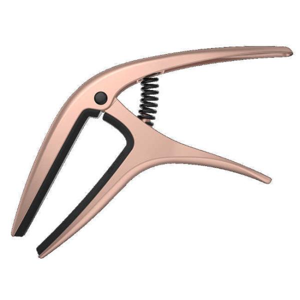 ERNIE BALL（アーニーボール）のカポタストアクシスカポ＜最大の特徴＞ 上下のバーが異なる形状をしています。 片方はクラシックギター用にフラットに、片方はフォークやエレキギター用にカーブを持っています！これ一つでエレキギター、アコギ、...