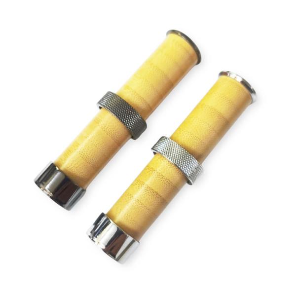 ［商品情報］バンブー（竹）ボディのポケット＆リングアルミパーツパーツはボディと分離していますのでご自身で接着してください。［商品スペック］サイズ：ボディ全長:85mm ボディ直径:18mm 穴径:8mmリーフフット用のボディの隙間は約2mm...