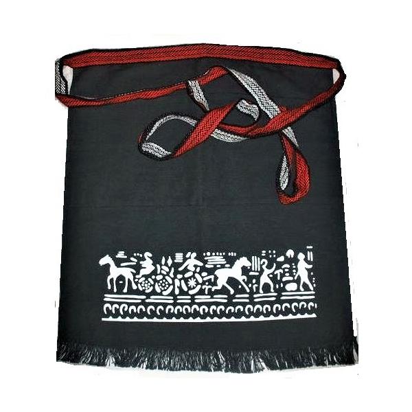 サイズ：45.5×52cm　　　　紐の長さ3×225cm素材：綿　レーヨン特徴：絵柄は一点のみカラ−：緑注意：画面上と実物では多少色具合が異なって見える場合もございます。ご了承ください。丈は短めです ポケットがついています 日本製