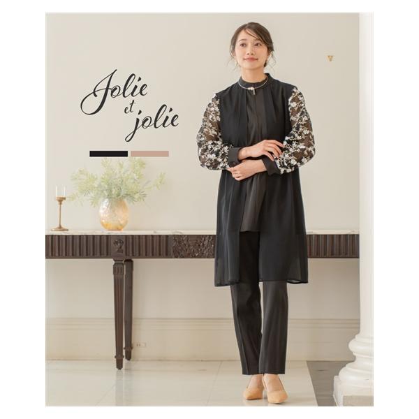 【カラー】黒系/ベージュ系 【素材】品質＝［表地］ポリエステル95％・ポリウレタン5％(織物)［別布A］ポリエステル100％（織物）［別布B］ポリエステル100％(編物) 【裏地】無 ブラウス：前スナップボタン開・前ファスナー開 パンツ：前...