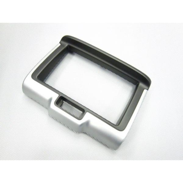 メーカー：日産純正部品純正品番：68251-4A00A適合車種：クリッパー適合型式：DR17V日産純正部品　クリッパーのオーディオを交換する際に使用するパネルです。純正部品はお車の年式、グレードにより適合する品番が異なる場合ございます。 正...