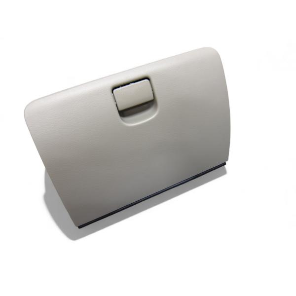 価格はメーカーより予告なく改定されますので、ご購入後に金額が変更になる場合もございます。メーカー：スズキ純正部品純正品番：73410-64P01-PBL適合車種：エブリィ適合型式：DA17Wスズキ純正部品　エブリィのグローブボックス（ベージ...