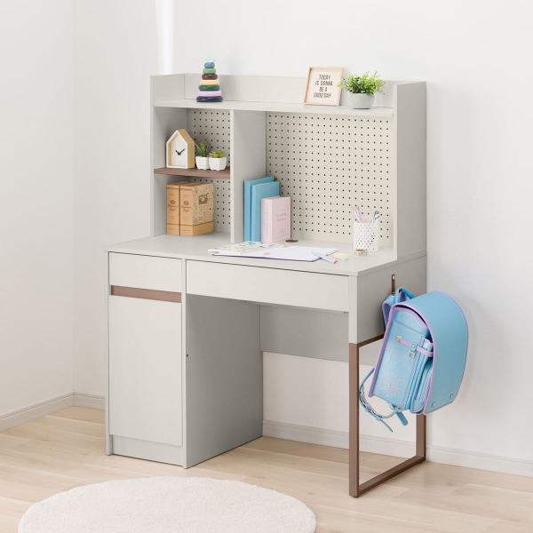 ■■ニトリ公式サイト■■左右自由、柔軟に使える収納付き、上棚付きデスク。一部地域を除き、お時間指定が可能な商品です。こちらの画面上にて、配達時間を指定しカートにお入れください。※お買上いただく商品に【玄関先迄納品】が複数含まれている場合は、...