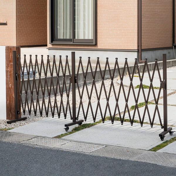 ■■ニトリ公式サイト■■玄関や駐車場の門扉やお庭の間仕切りにも使えるアルミゲート一部地域を除き、お時間指定が可能な商品です。こちらの画面上にて、配達時間を指定しカートにお入れください。【大量注文について】大量注文の場合、送料のお見積もりをさ...