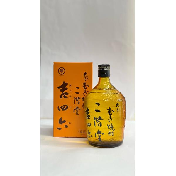 吉四六　瓶　720ml  25度　720ml  むぎ焼酎二階堂をじっくりと寝かせて熟成させた焼酎。その香　りは華やかさと芳醇さを持ち合わせています。