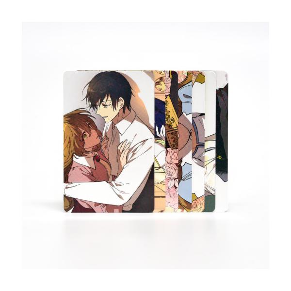 商品情報人気ウェブまんが『彼女が公爵邸に行った理由』フォトカード 7種セット■大きさ：55*85mm■素　材：紙（スノージー300g）後加工：砂粒ホログラムコーティング■製造社：SOONE Contents■製造国：韓国