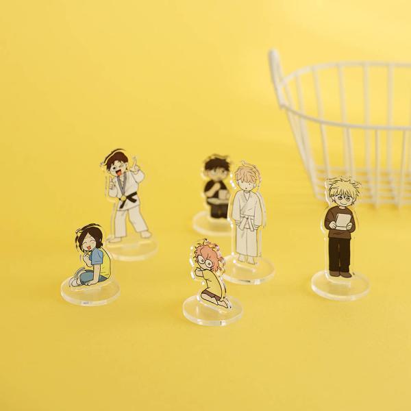 人気ウェブまんが『家がない！』アクリルミニスタンド（6種類から一つ選択）韓国 公式グッズ■ 構　成：アクリルミニスタンド1種■ サイズ：画像参照■ 素　材：ACRYLIC■ 製造社：株式会社インナーブース■ 製造国：韓国■ ブランド：WEB...