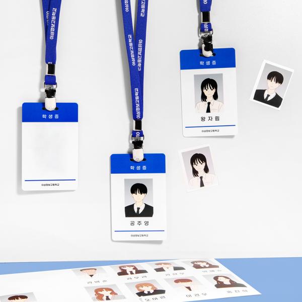 韓国 コミック グッズ『恋愛革命』学生証セット人気ウェブトゥーン【恋愛革命】の主人公、コン・ジュヨン（姫ノ宮レイ）、ワン・ジャリム（王子リン）の学生証とあなたの好きなように飾れるイサム情報高校（二三情報高校）の学生証、ステッカーまで備えられ...