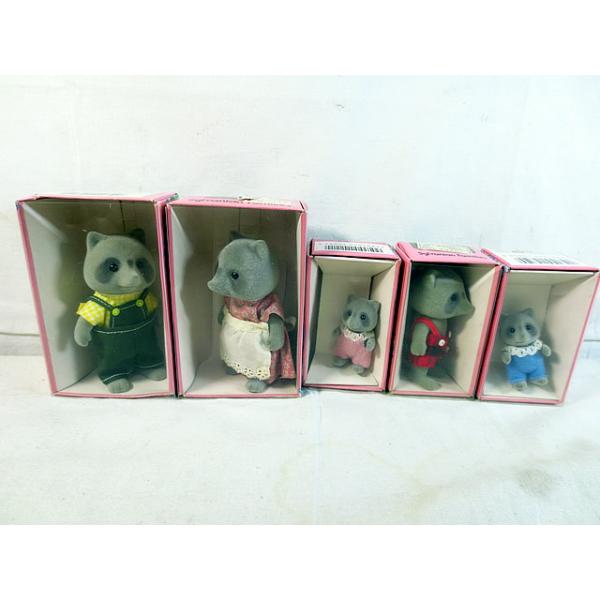 状態　本体の目の周りに劣化はございますが全体的に綺麗だと思います。写真に写っているものが全てです箱に痛みがございます。管理番号　24006古いため保管時の小傷等はございます。バラ売り、値引き等はできません。落札の際は商品を確認の上入札してく...