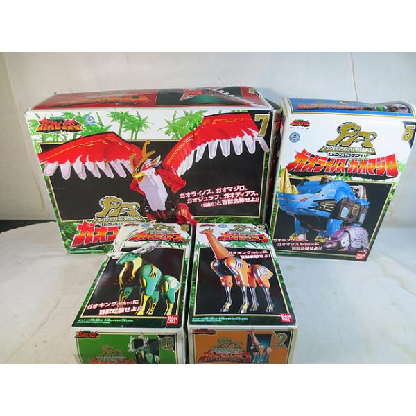 状態　ガオイカロス　目立つダメージはないと思います。箱に痛み、型崩れ等がございます。ガオ宝珠、内箱の下の箱欠品になります。その他は揃っています。      ガオキング　目立つダメージはないと思います。外箱、ディスプレイのみ欠品になります。シ...