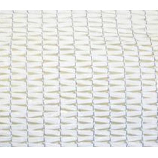 遮光ネット暑い日差しから作物を守ります。